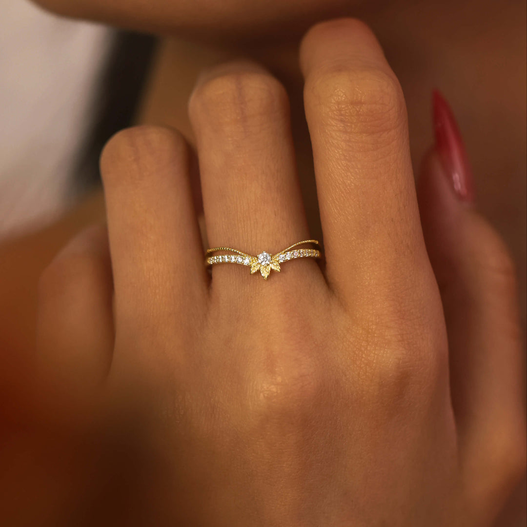 Abloom Stacking Band (Yellow Gold) – Azura New York